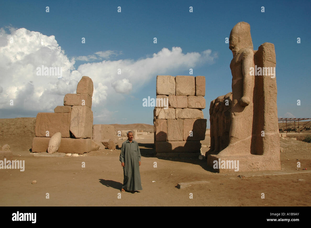 Pharaonic temple upper egypt hi-res stock photography and images - Alamy