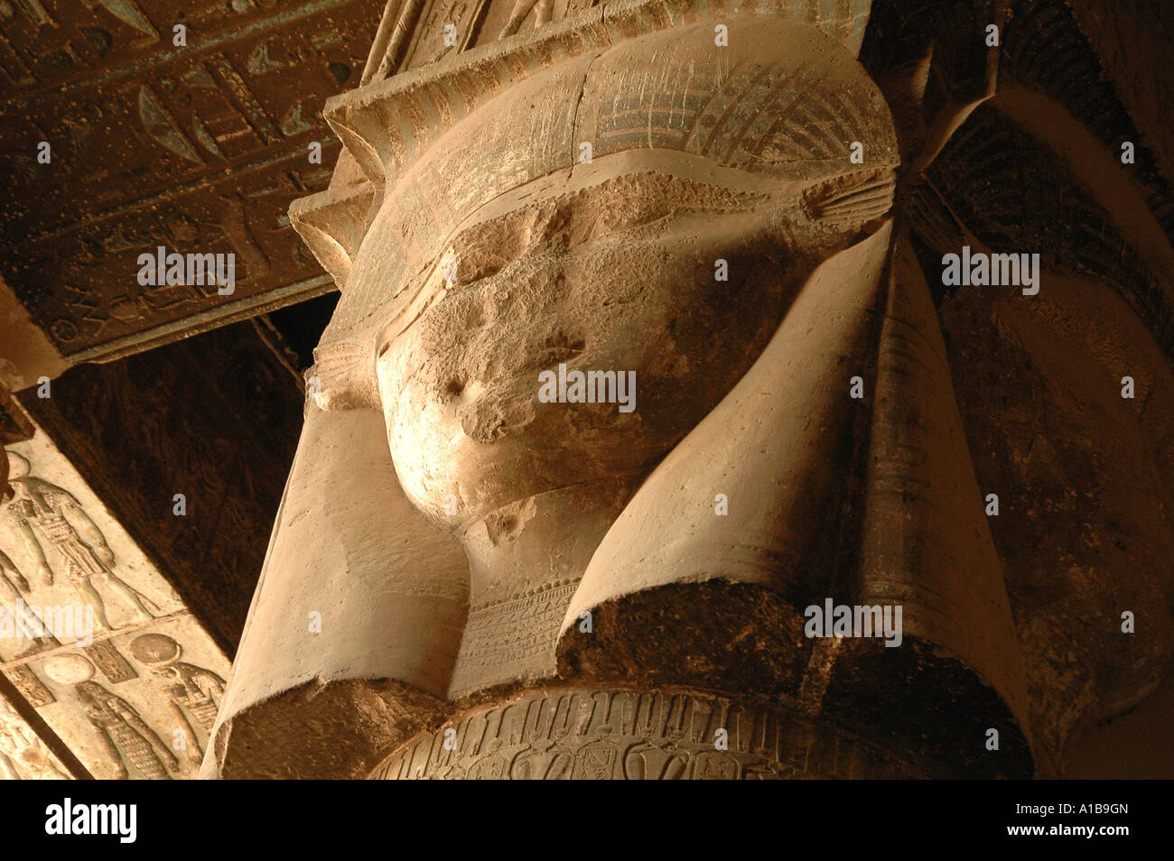 Arabic carved stonework africa hi-res stock photography and images - Alamy