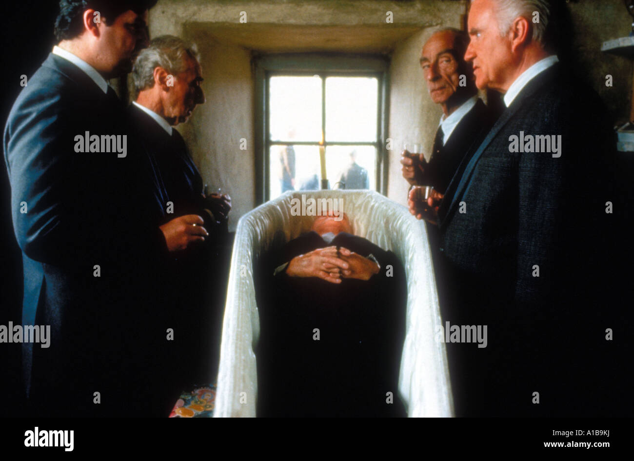 Waking Ned Year 1998 Director Kirk Jones Ian Bannen David Kelly Stock ...