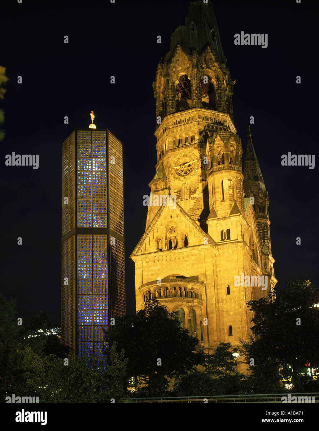The Remembrance Church and the Kaiser Wilhelm Memorial Church ...