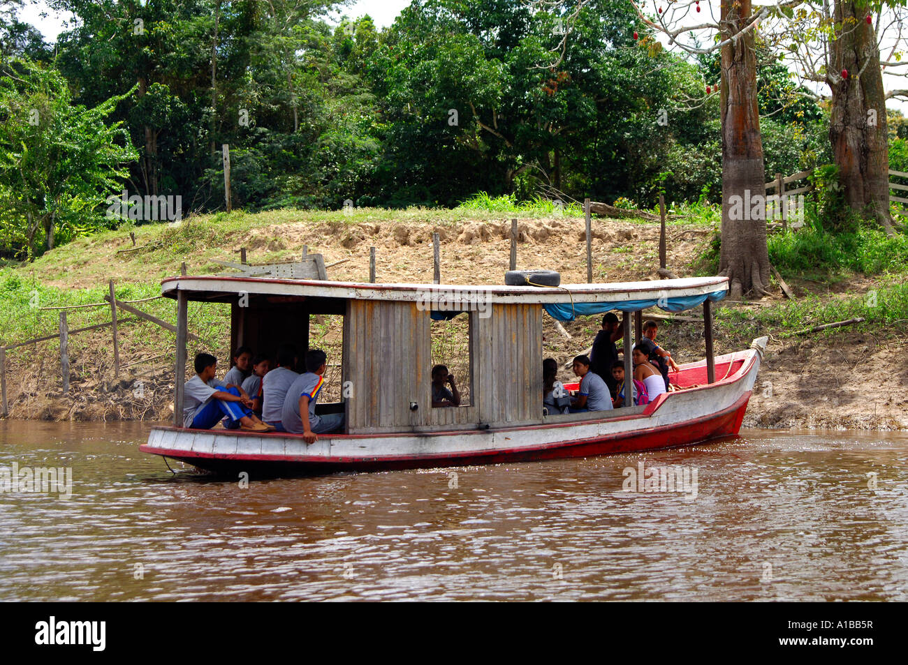 Brazil boat student hi-res stock photography and images - Alamy