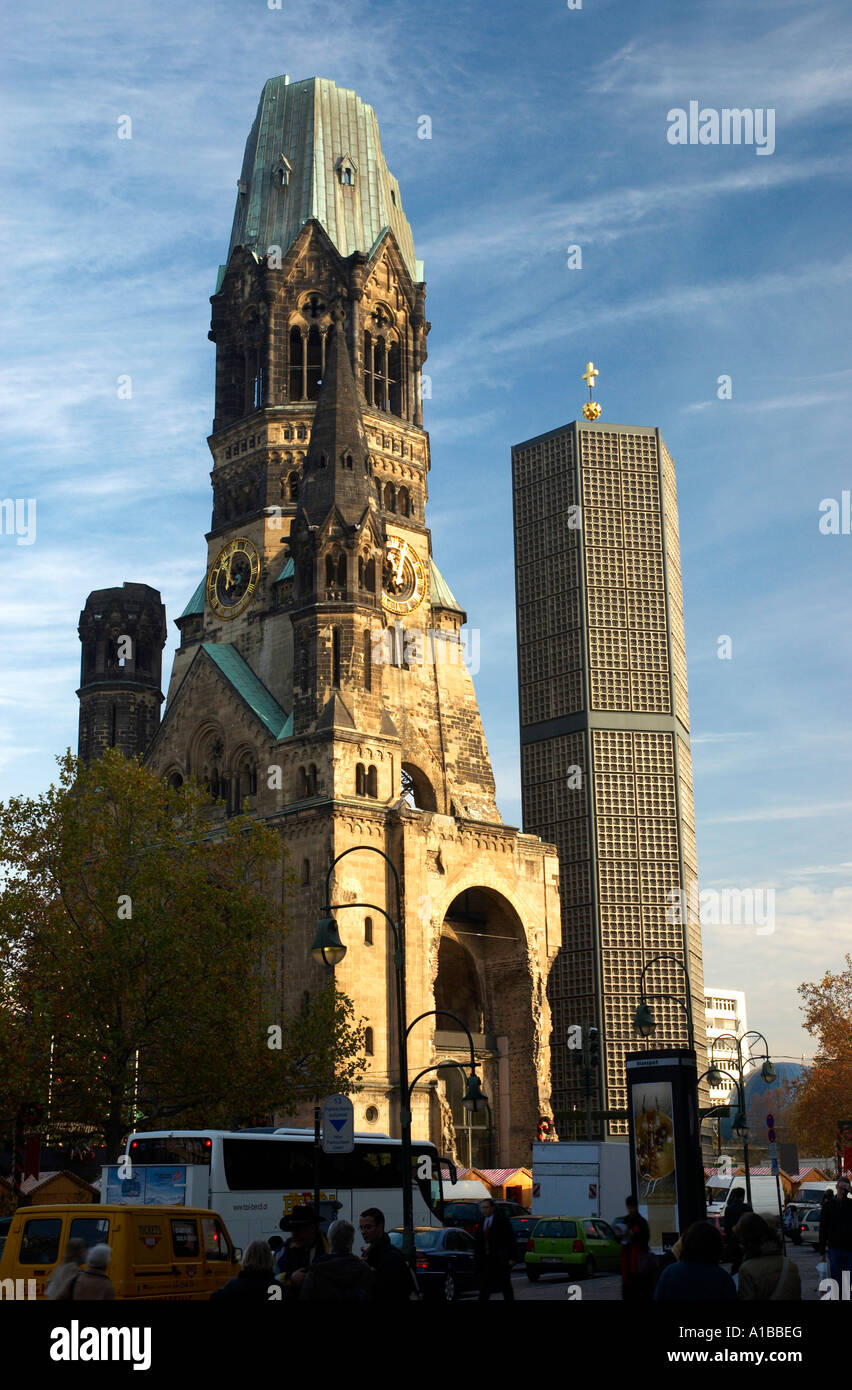 On the kurfurstendamm hi-res stock photography and images - Alamy