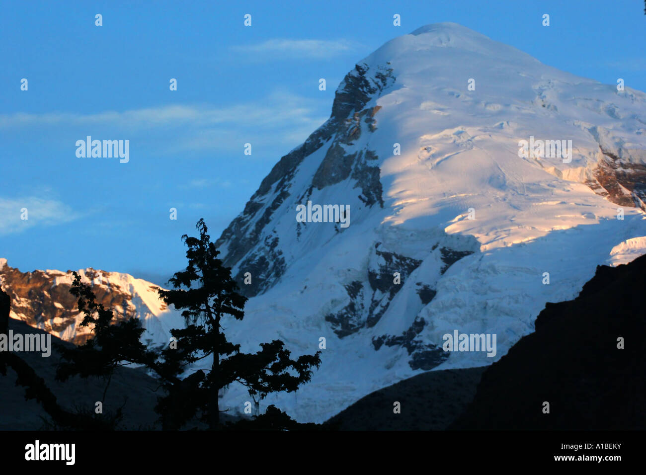 Jhomolhari, Bhutan's second highest mountain Stock Photo - Alamy