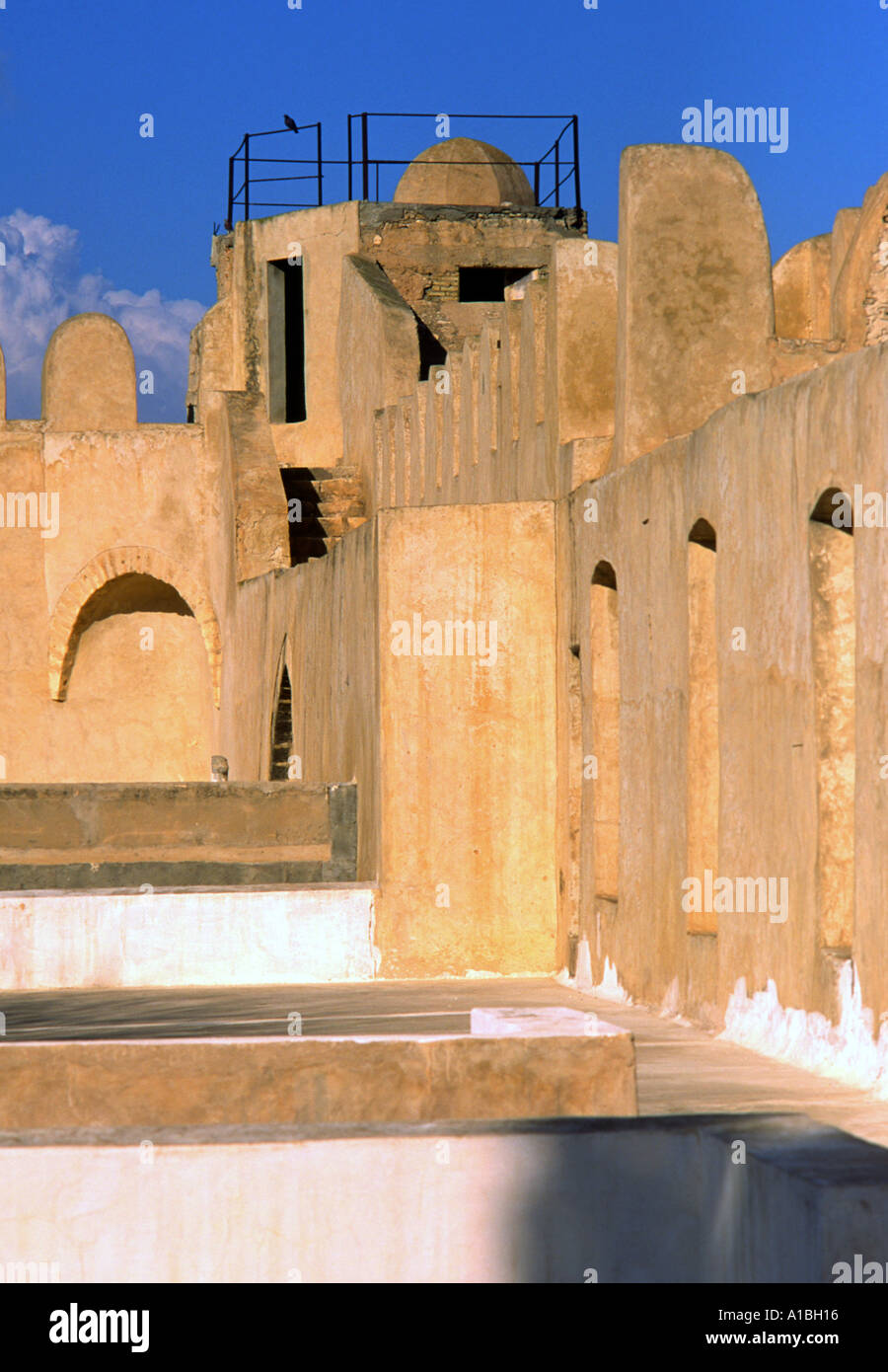 Rooftops tunis tunisia hi-res stock photography and images - Alamy