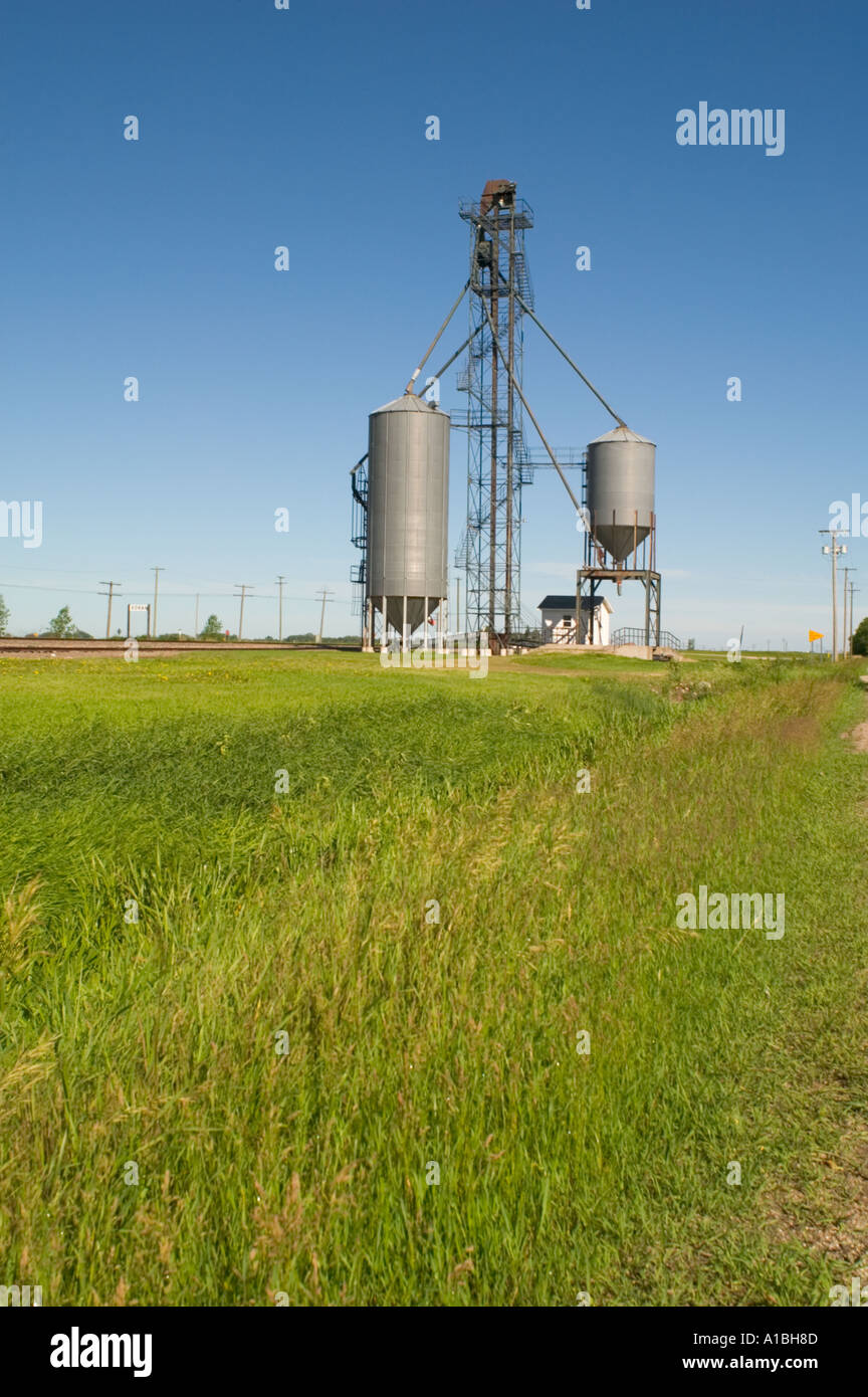 Grain hopper hi-res stock photography and images - Alamy