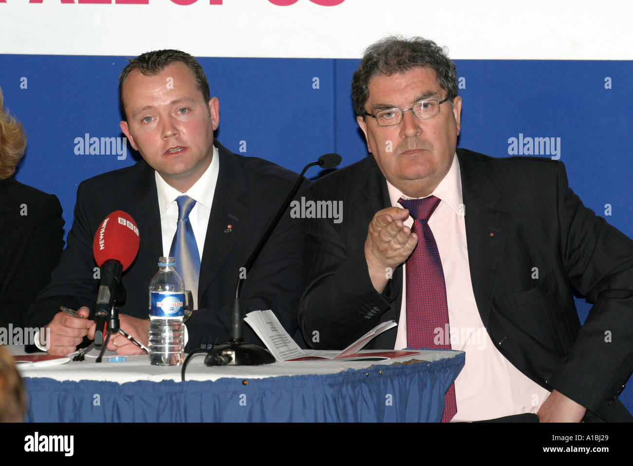 Sdlp mp john hume hi-res stock photography and images - Alamy