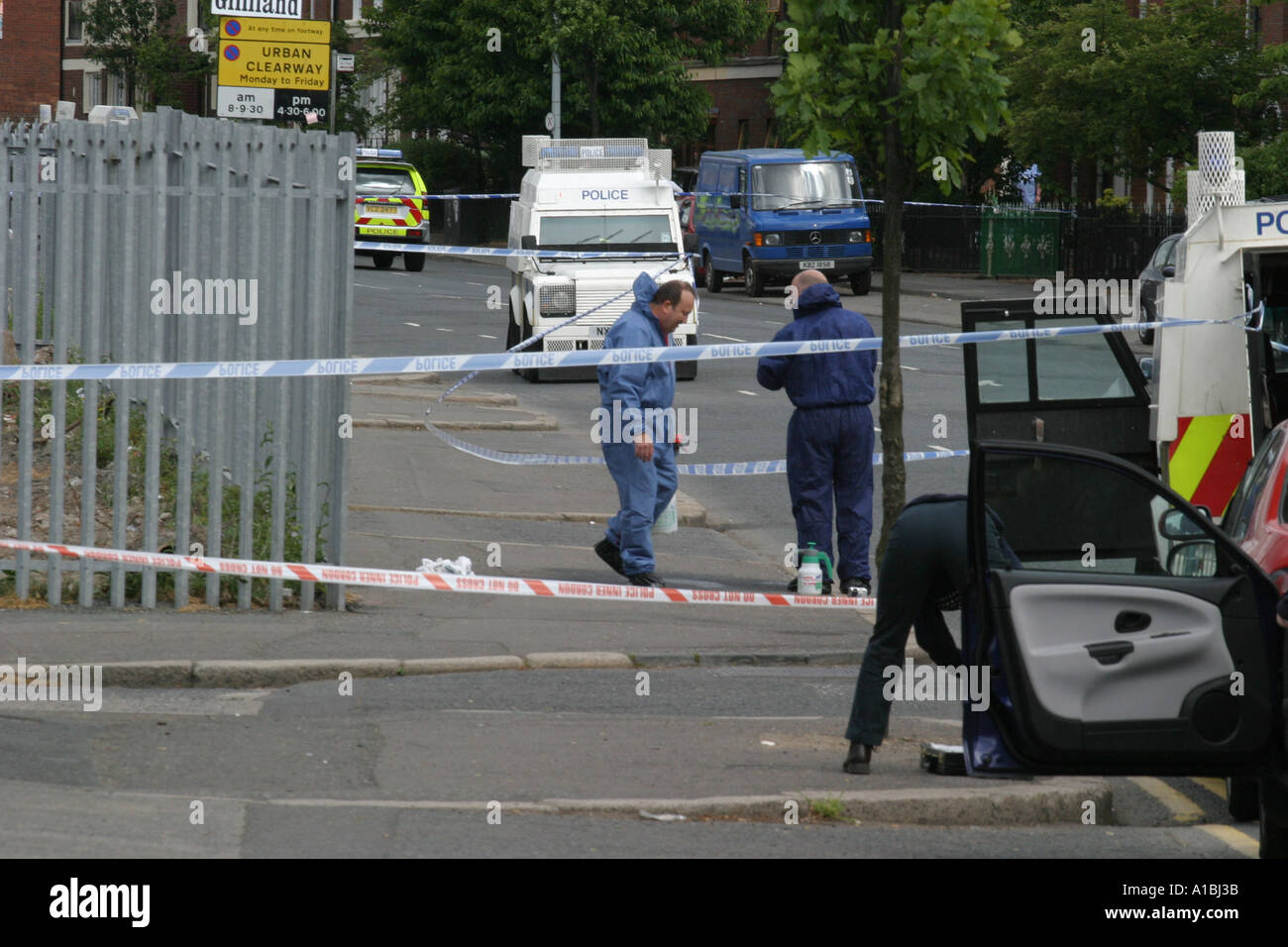 Police Service of Northern Ireland PSNI Scenes of crime officers SOCO ...