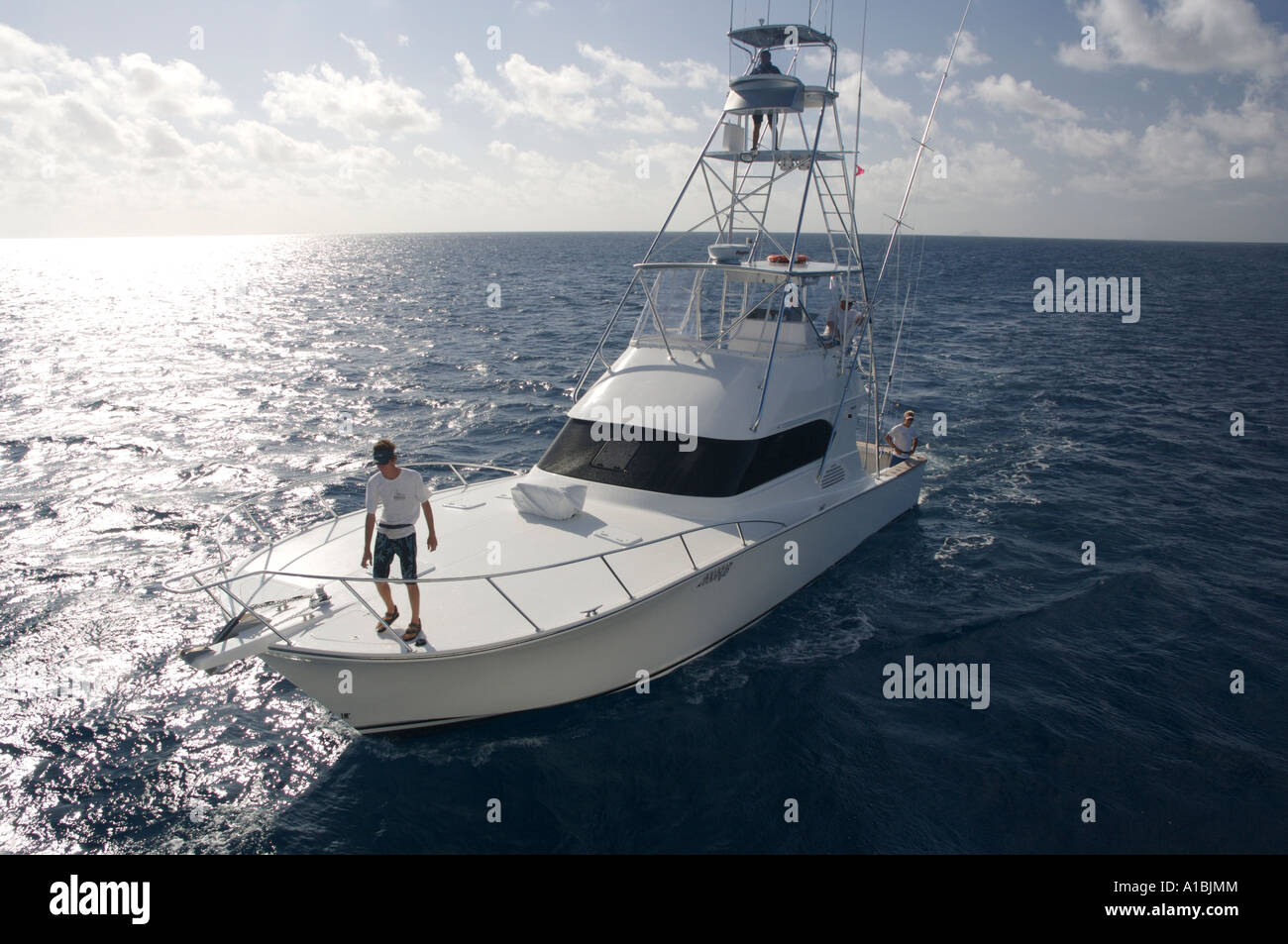 Sport fishing boat on the great barrier reef Australia Stock Photo - Alamy