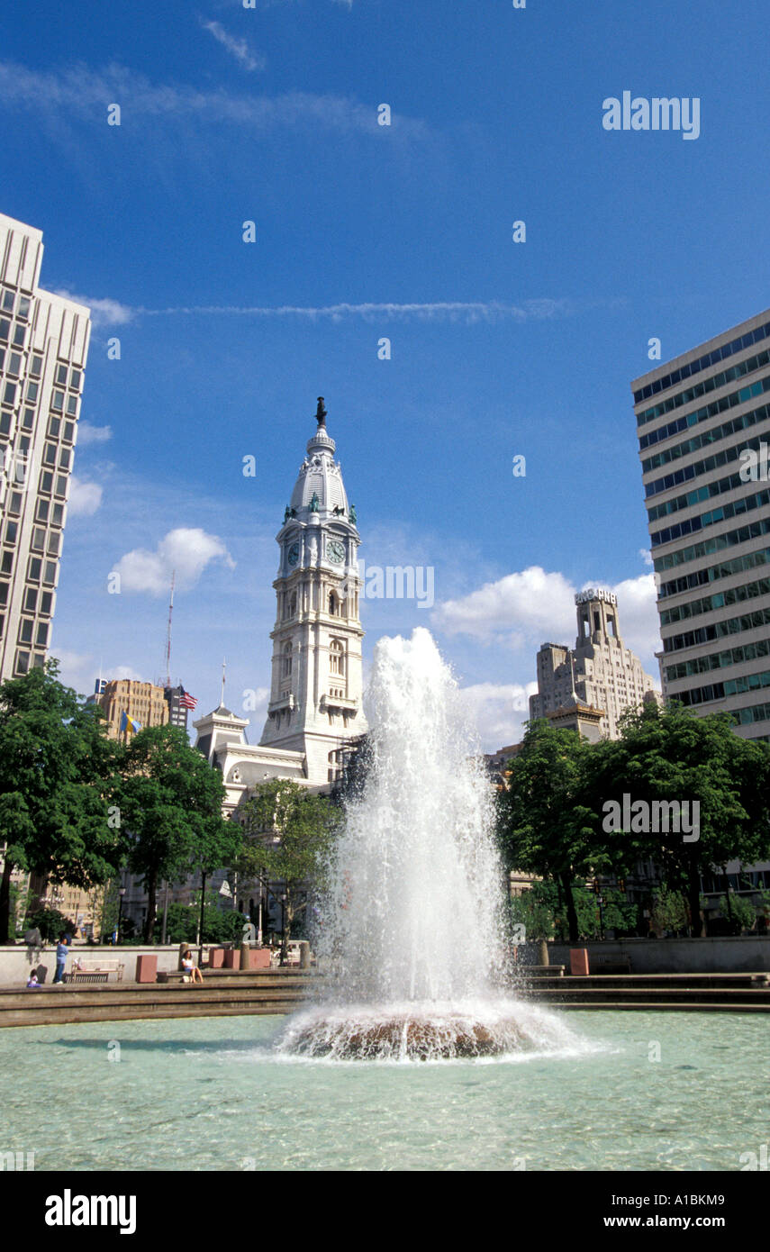 Philadelphia logan square swann fountain Stock Photo - Alamy
