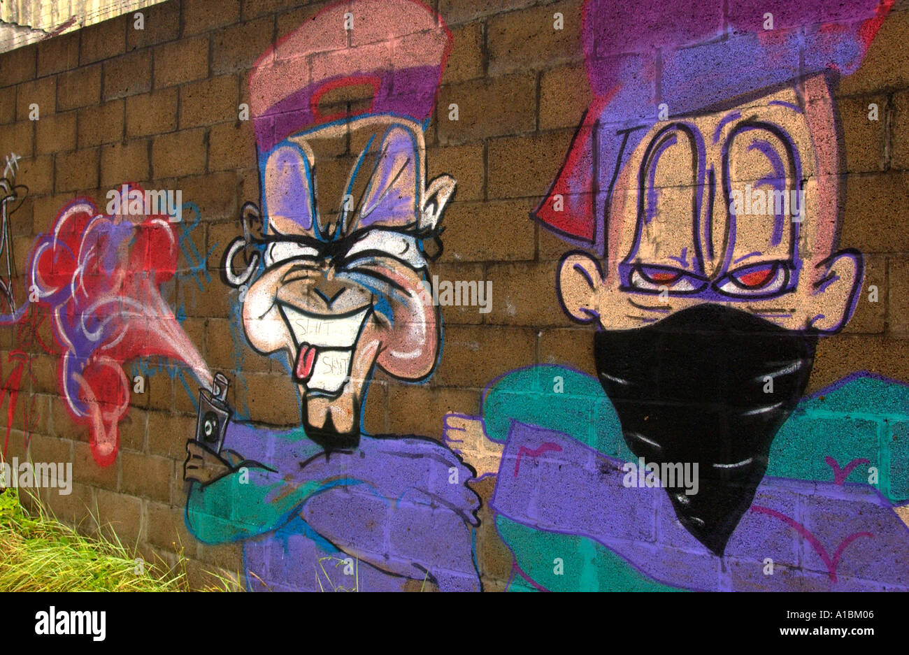 Urban graffiti building hi-res stock photography and images - Alamy