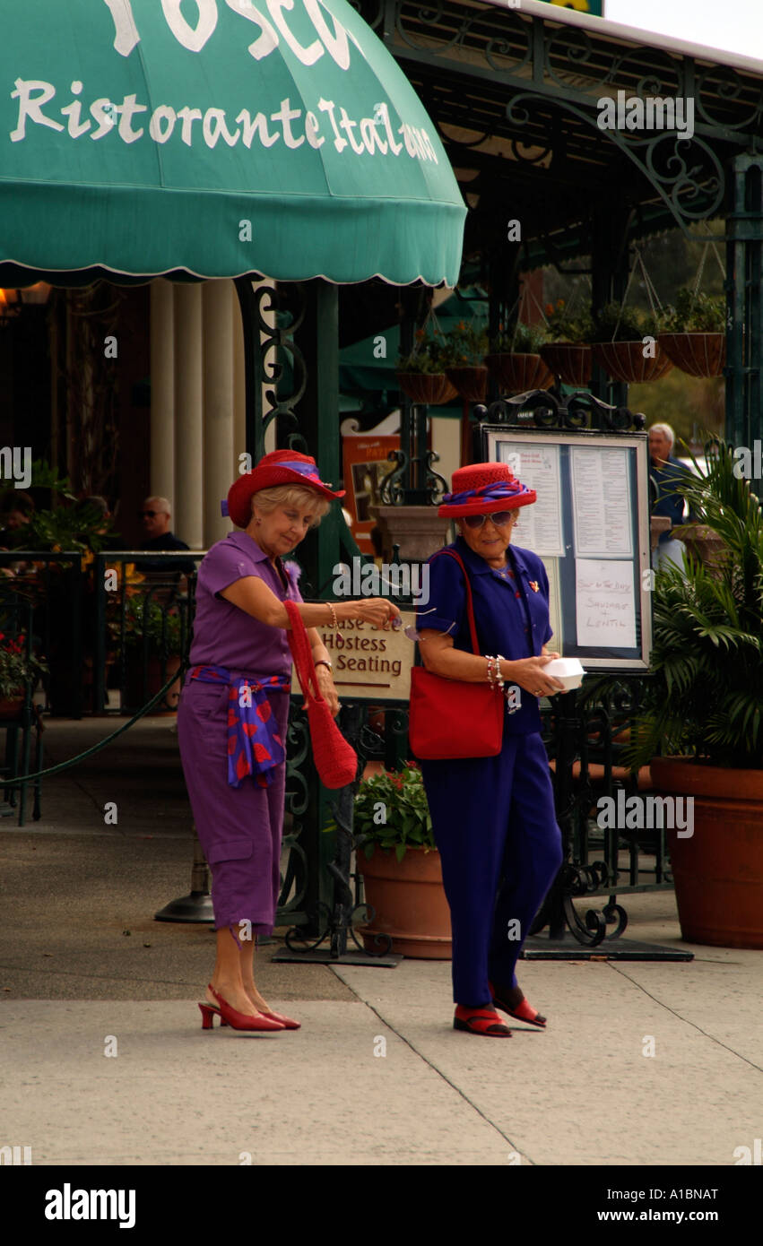 Red hat society women hi-res stock photography and images - Alamy