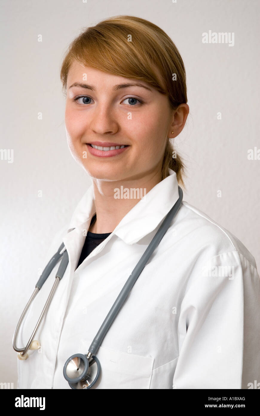young pretty doctor with stethoscope Stock Photo - Alamy