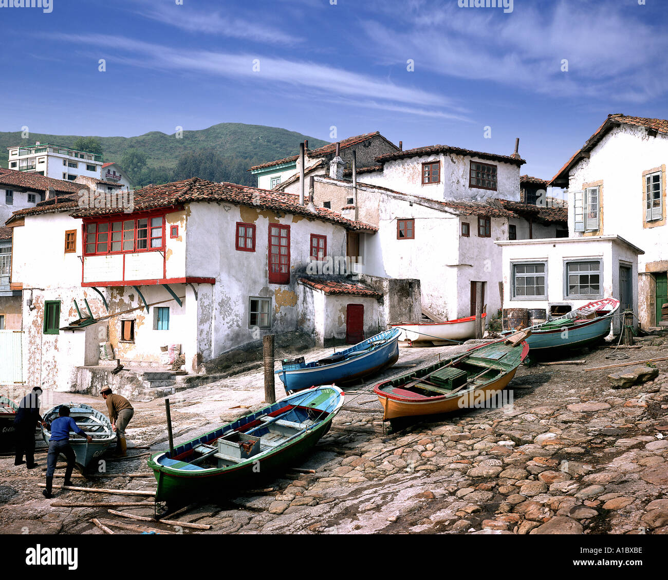 Tazones spain hi-res stock photography and images - Alamy