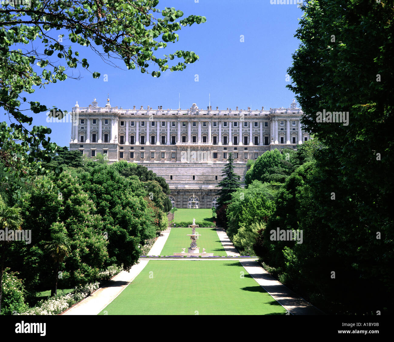 Real madrid hi-res stock photography and images - Alamy