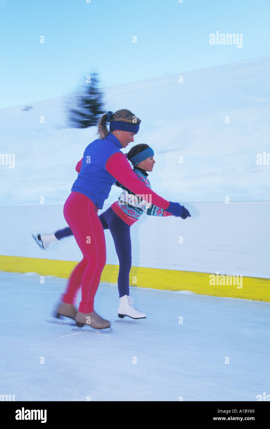 Crested butte woman ice skating hi-res stock photography and images - Alamy