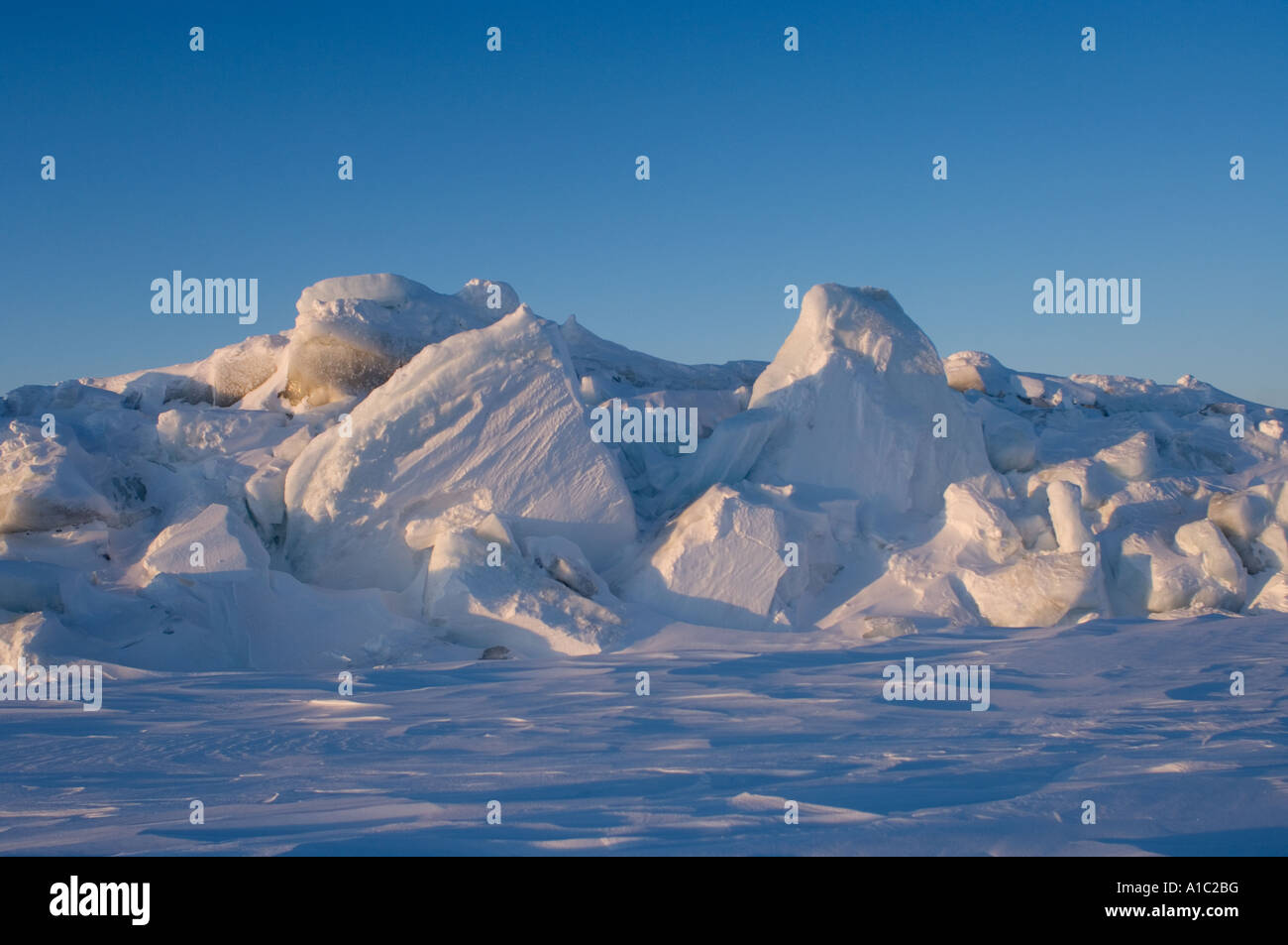 Beaufort sea arctic ocean canada hi-res stock photography and images ...