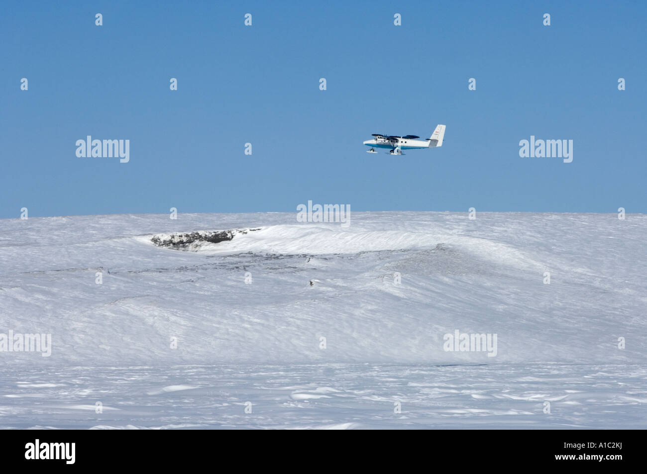 Dropping off pilot hi-res stock photography and images - Alamy