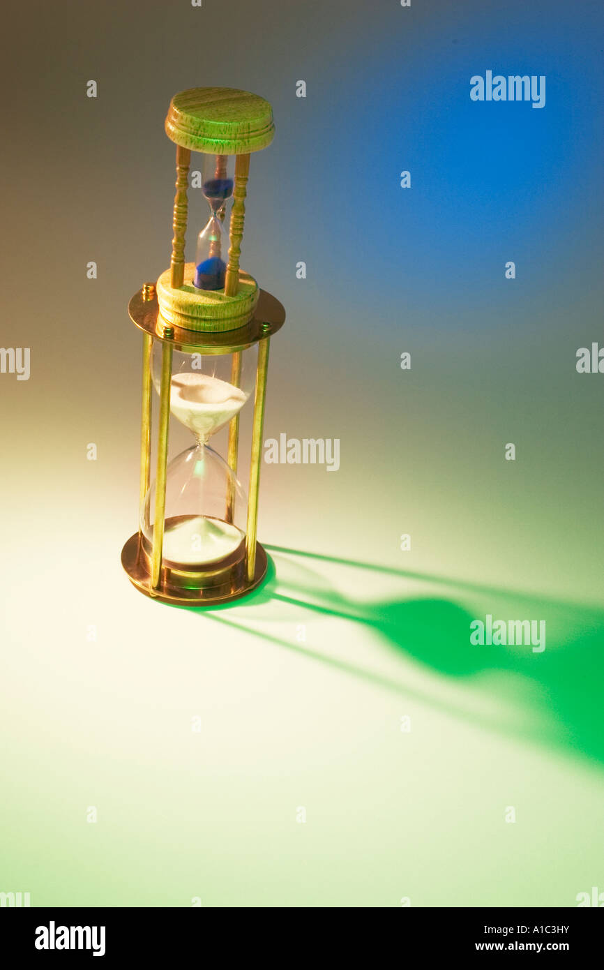 Sand clocks hi-res stock photography and images - Alamy