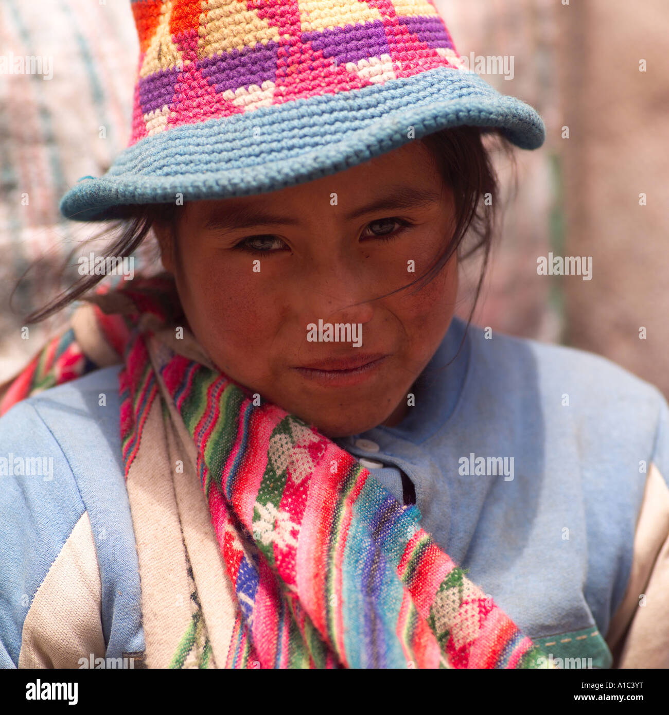 Peruvian faces hi-res stock photography and images - Alamy