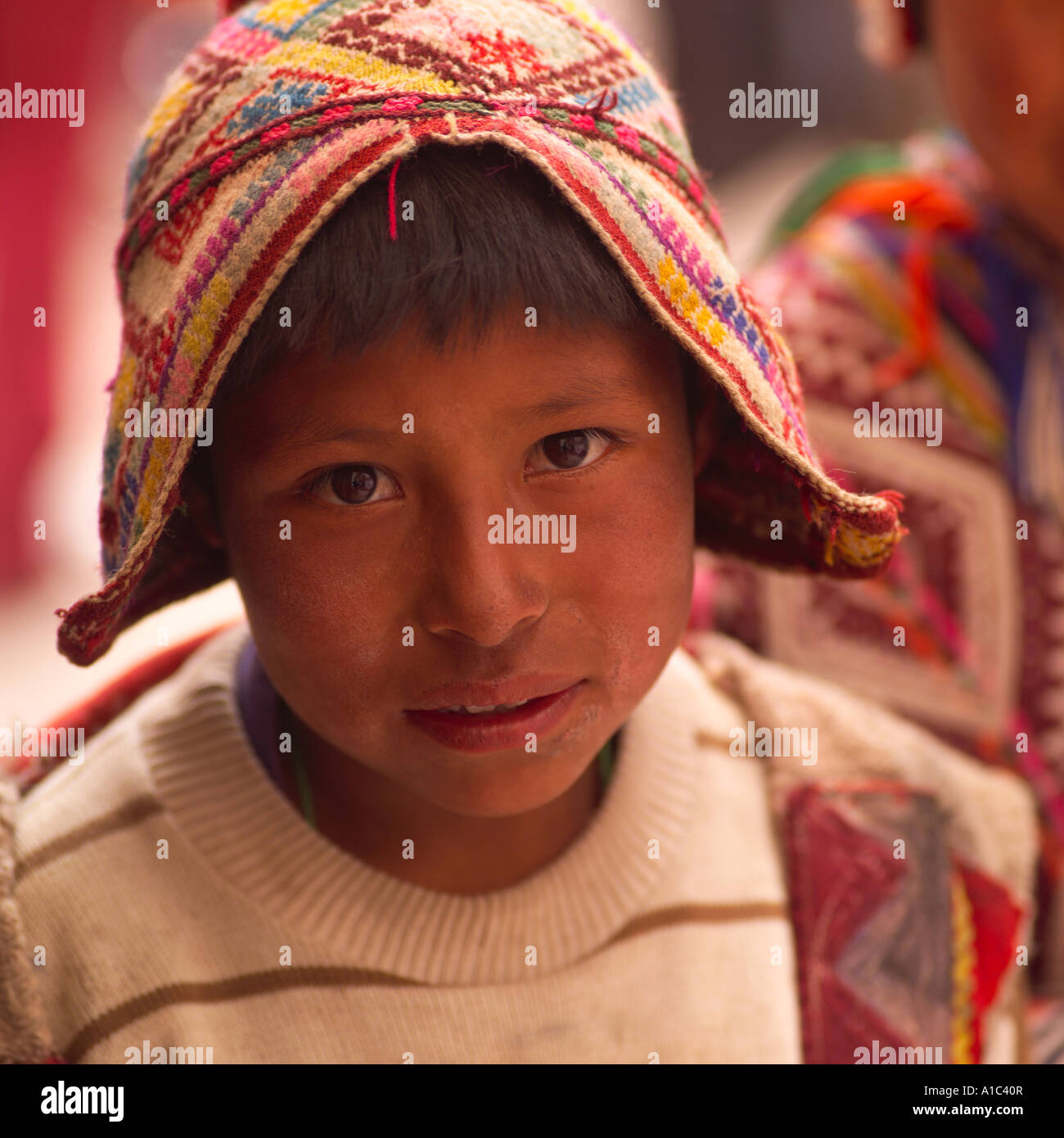 Peruvian faces hi-res stock photography and images - Alamy