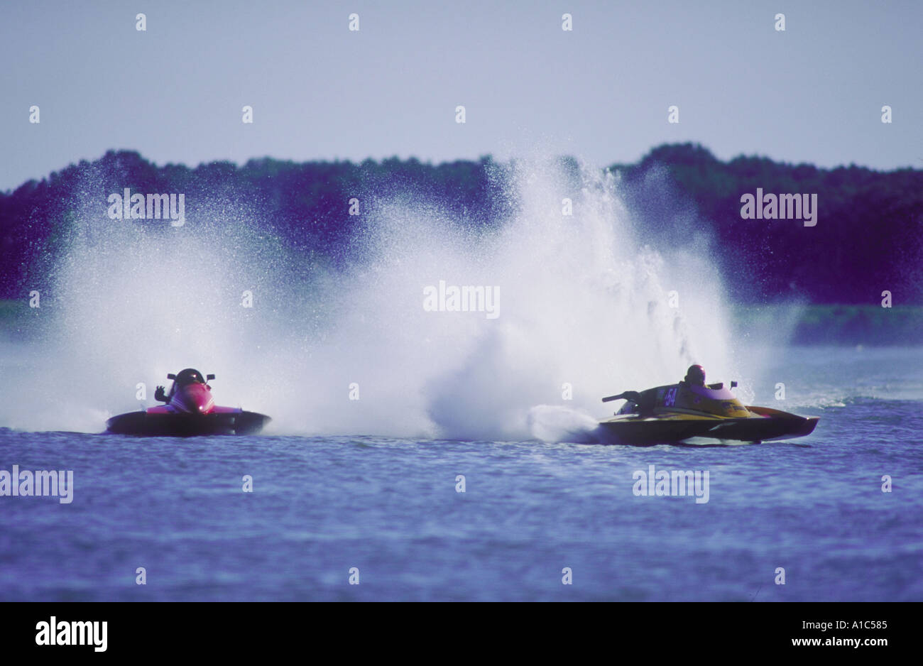 Hydroplane boats hi-res stock photography and images - Alamy