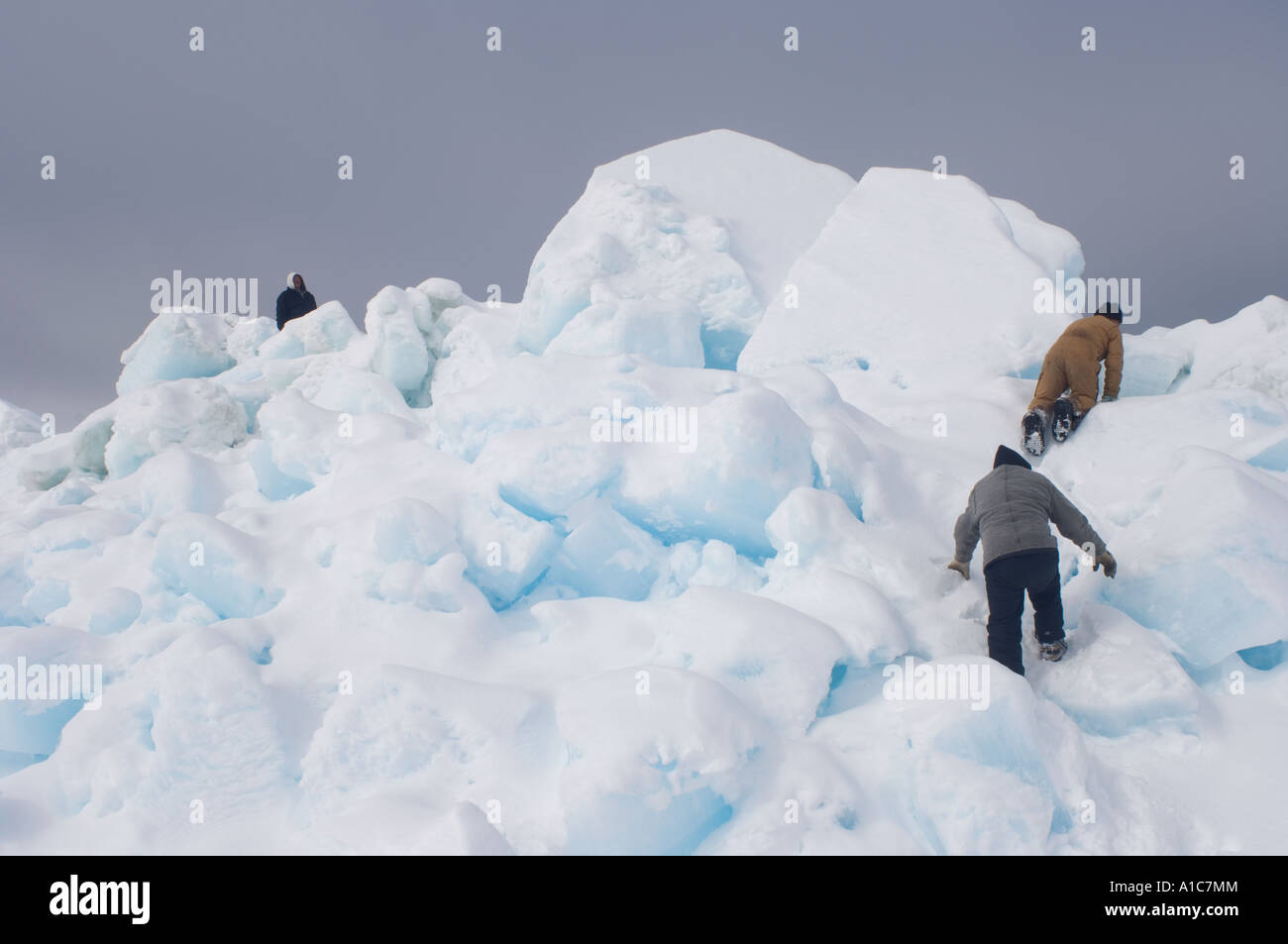 Indigenous whale hunting hi-res stock photography and images - Alamy