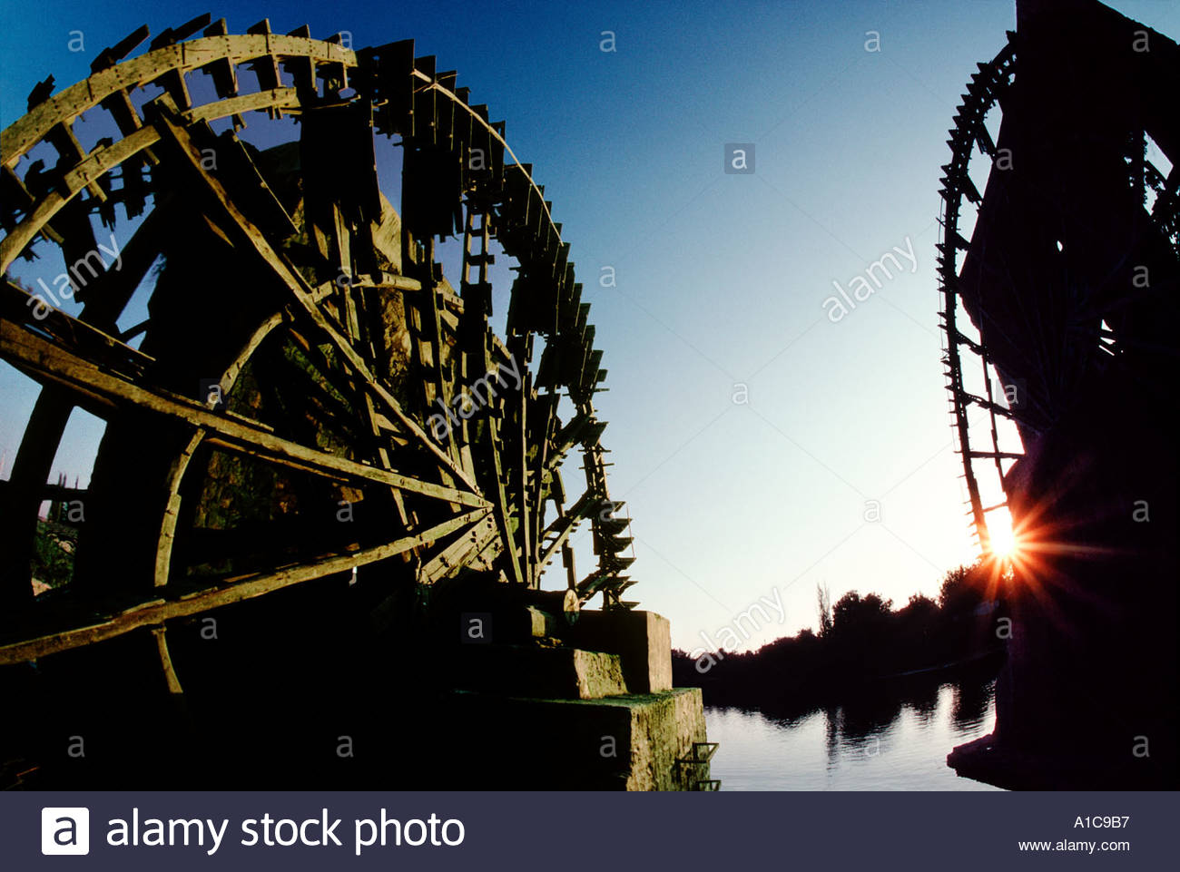 Noria And Aqueduct Stock Photos & Noria And Aqueduct Stock Images - Alamy