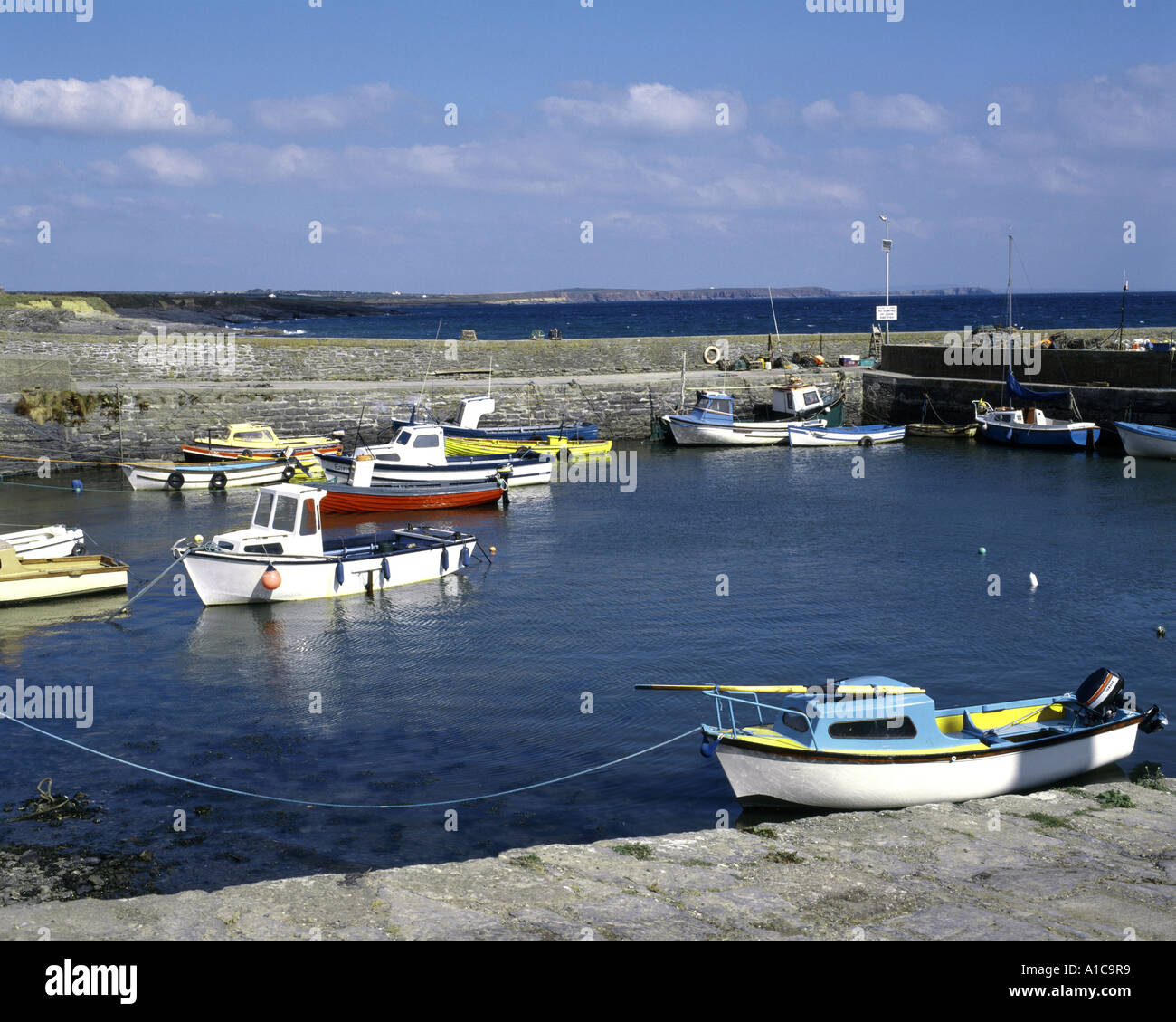 SLADE HARBOUR. COUNTY WEXFORD. REPUBLIC OF IRELAND Stock Photo - Alamy
