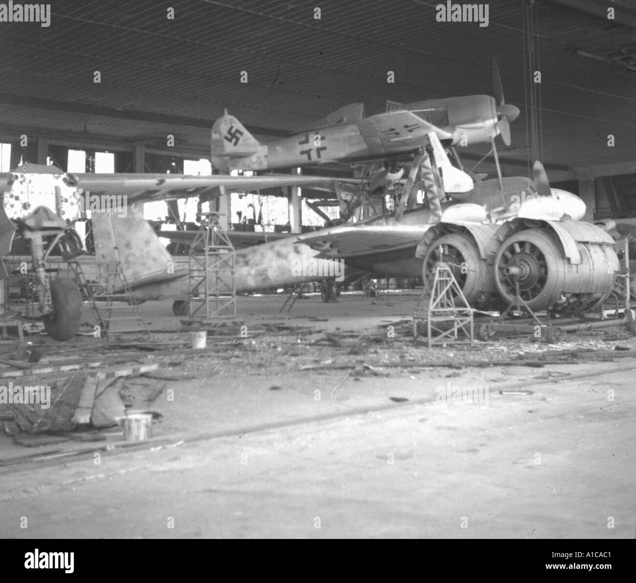 Wwii hanger hi-res stock photography and images - Alamy
