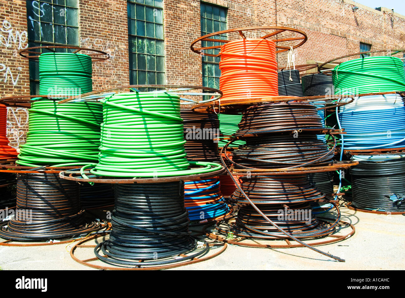 CONSTRUCTION, WIRE, SPOOLS, LARGE, TUBING Stock Photo - Alamy