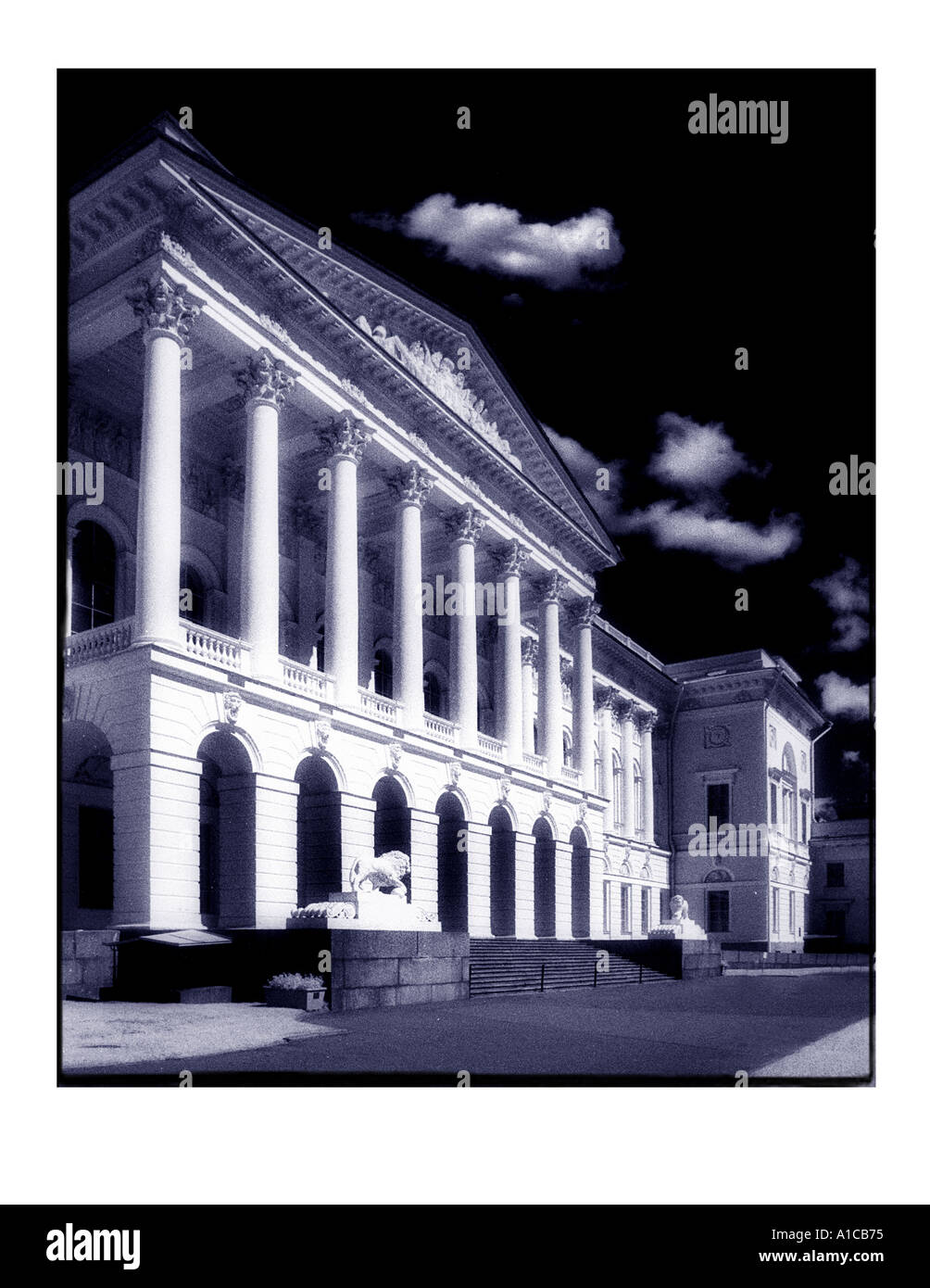 St columns Cut Out Stock Images & Pictures - Alamy