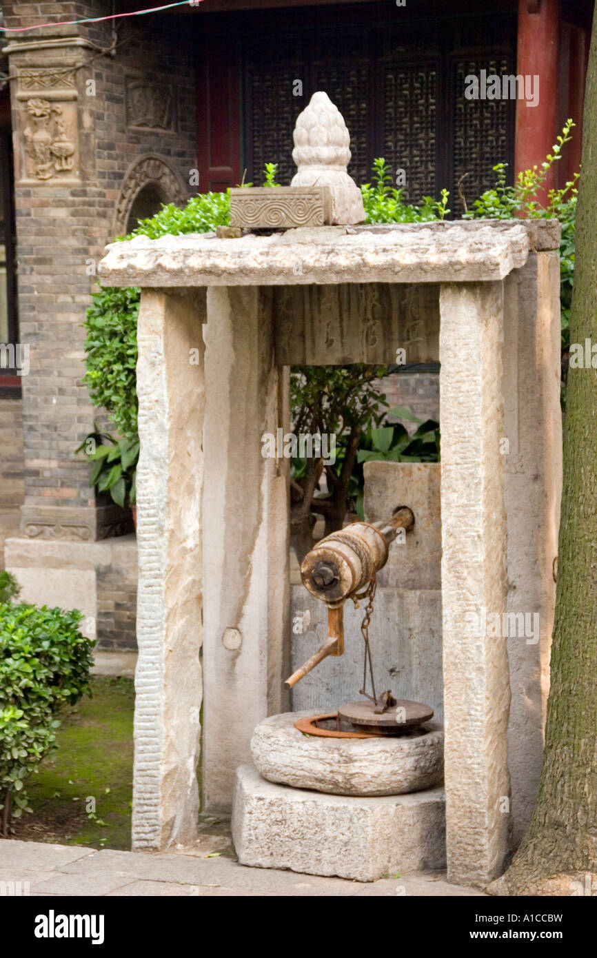 Water Well at the Great Mosque Stock Photo - Alamy