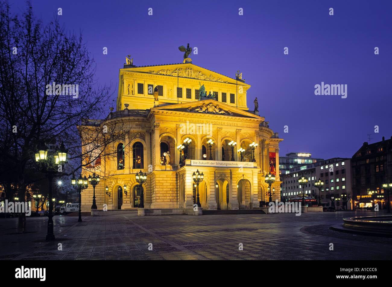 Frankfurt opera house hi-res stock photography and images - Alamy
