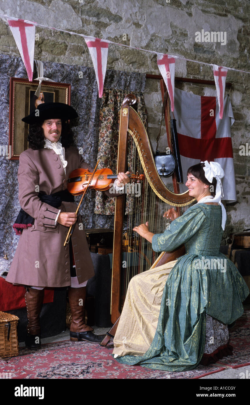 Stuart period musicians hi-res stock photography and images - Alamy