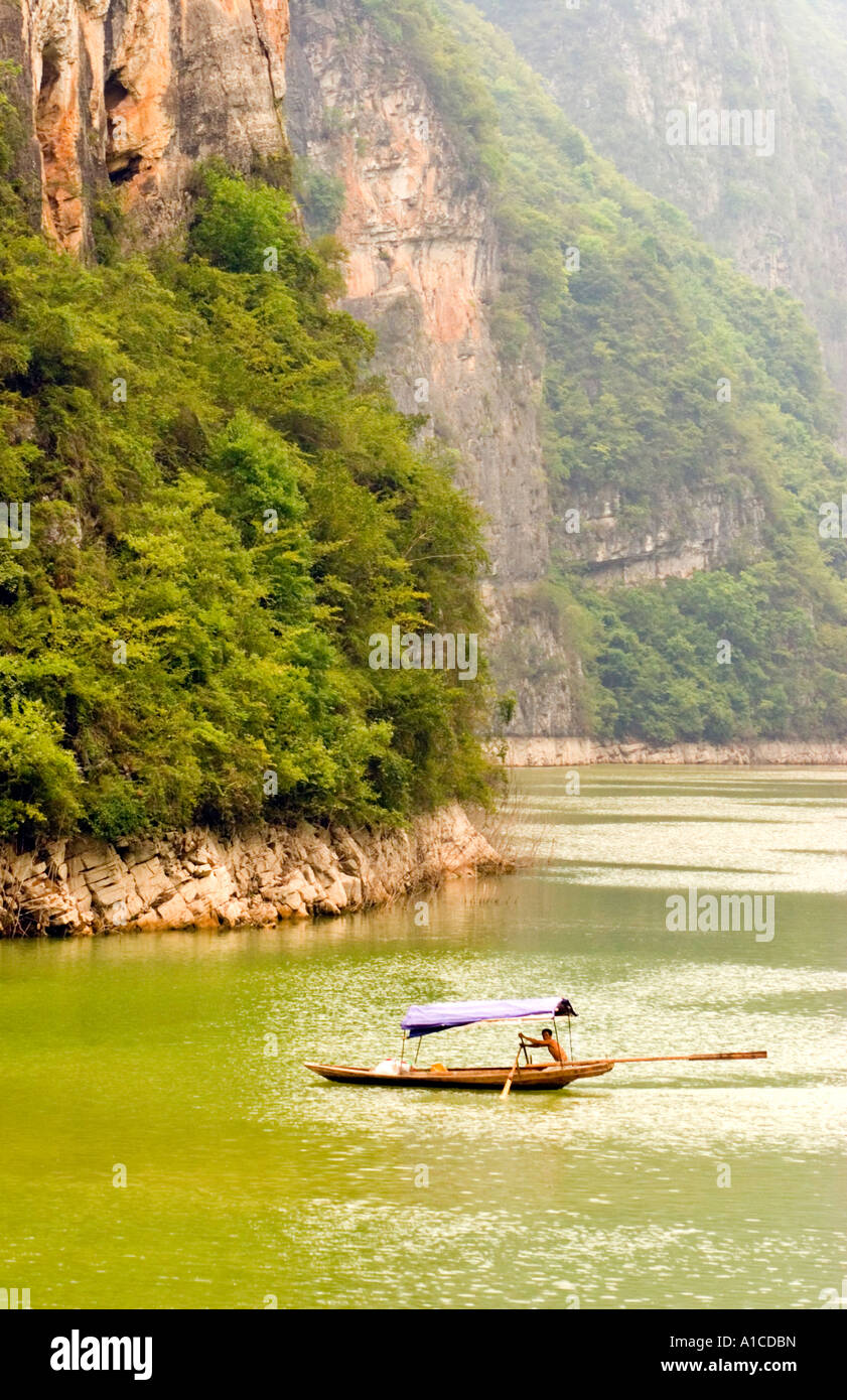Chinese Boatman on Shennong Stream Stock Photo - Alamy