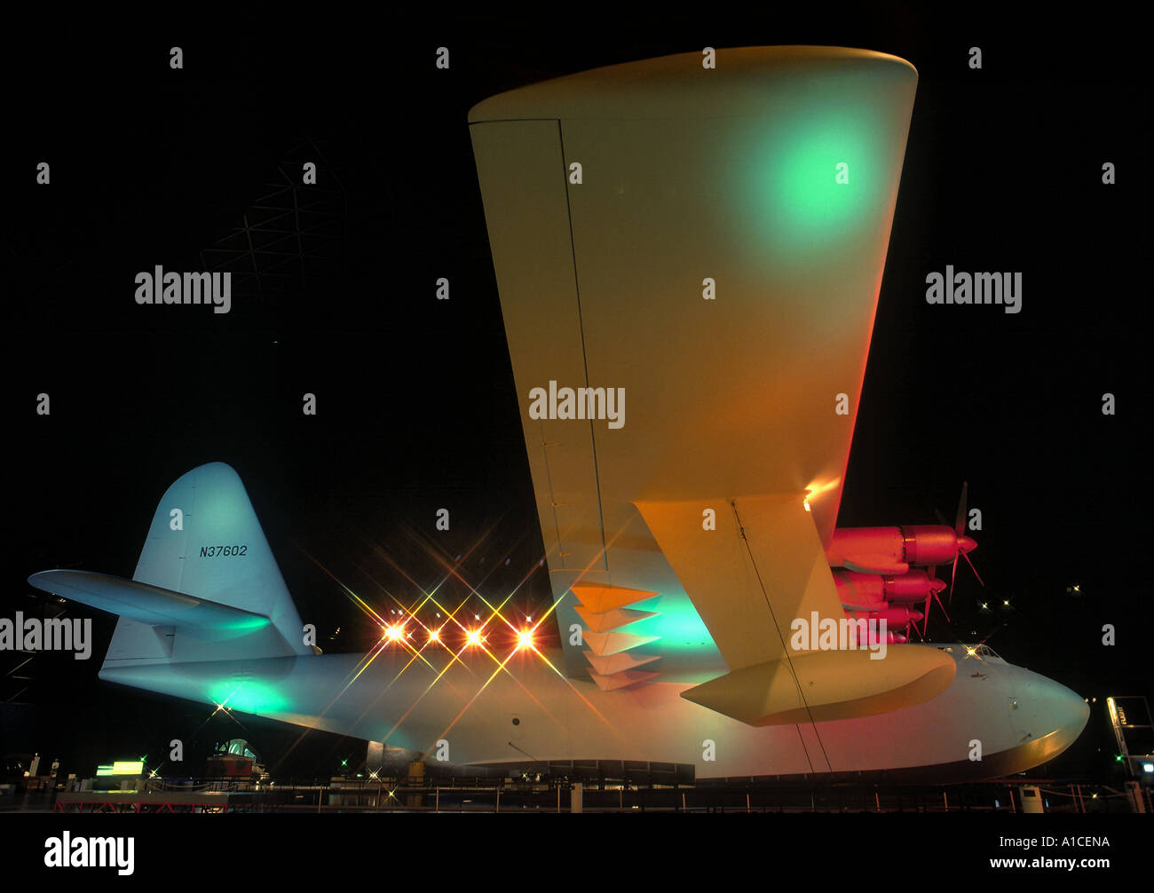 Howard hughes dome hi-res stock photography and images - Alamy