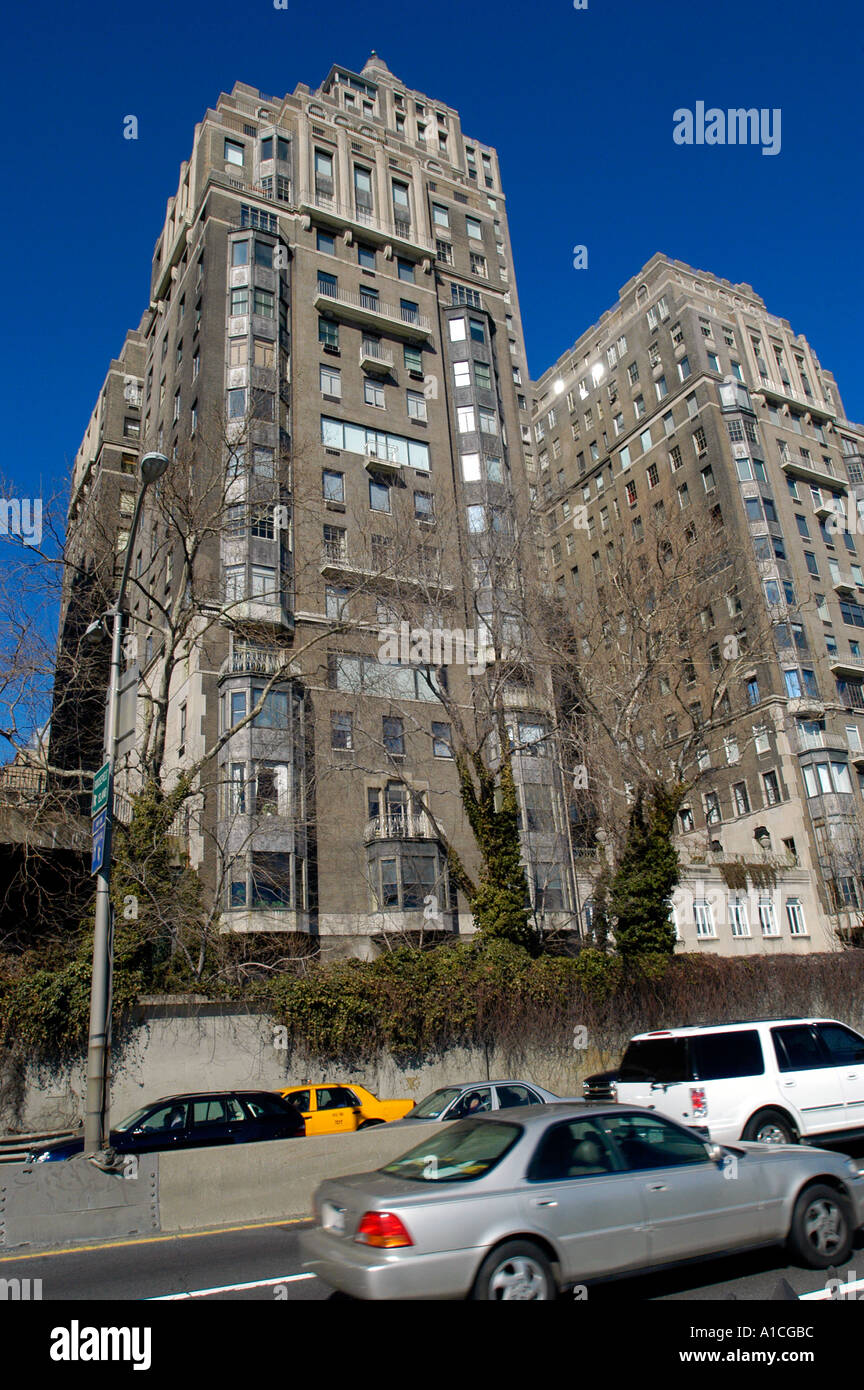 Sutton place new york hi-res stock photography and images - Alamy