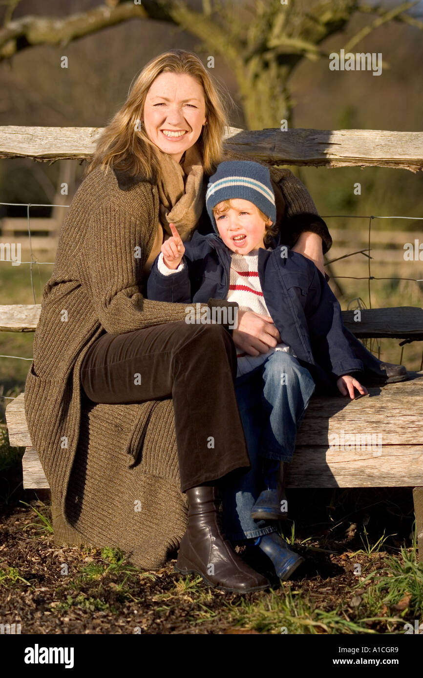 Mother son question hi-res stock photography and images - Alamy
