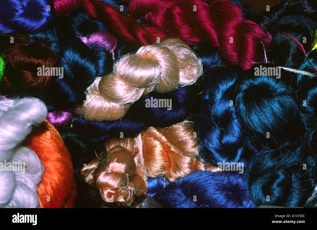 Myanmar Burma Mandalay textiles Acheik Lunyargyaw silk factory ...