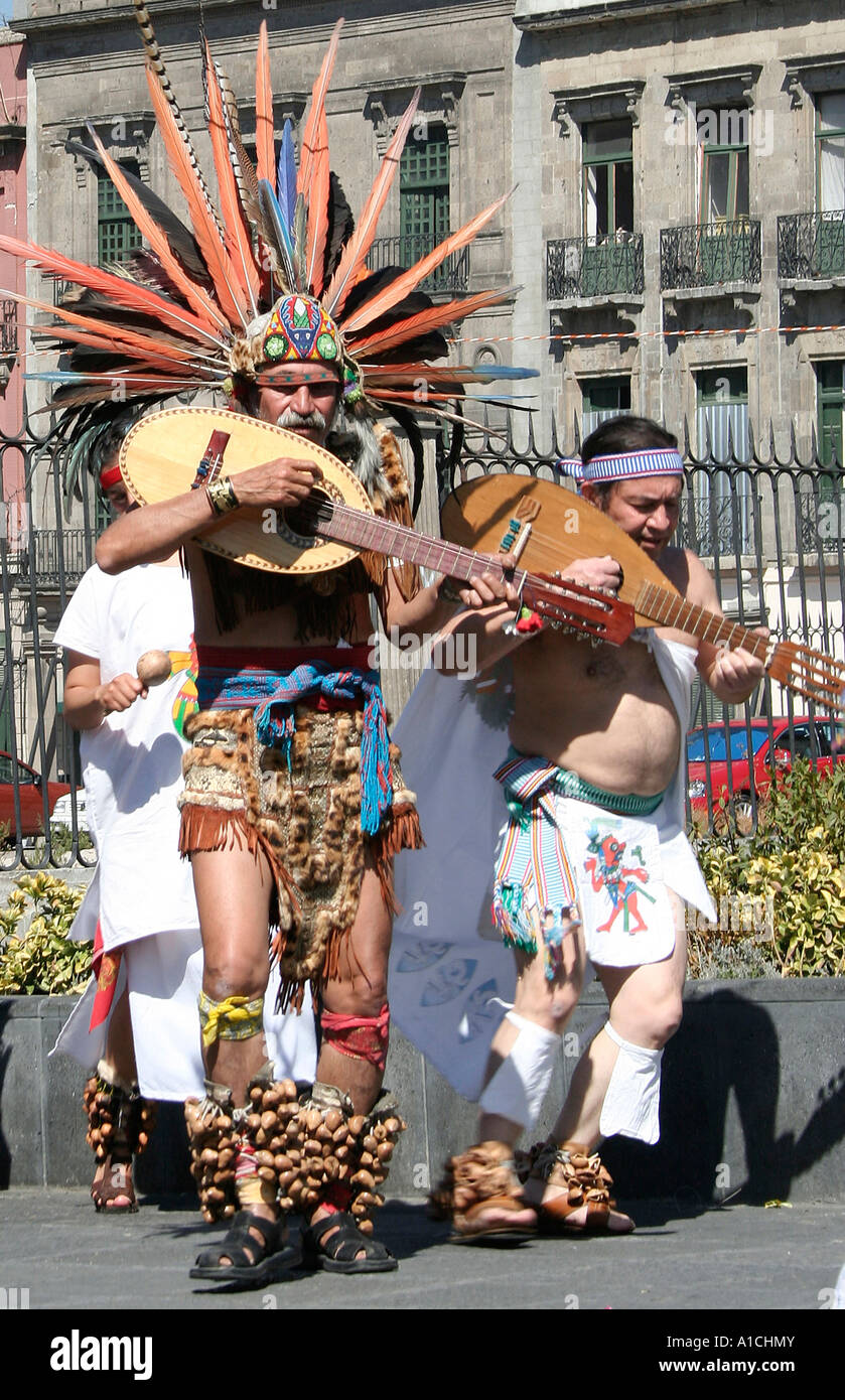 Aztec dancers in the zocalo, Mexico City Stock Photo - Alamy