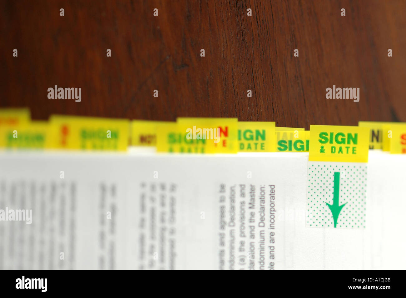 Signing docs hi-res stock photography and images - Alamy