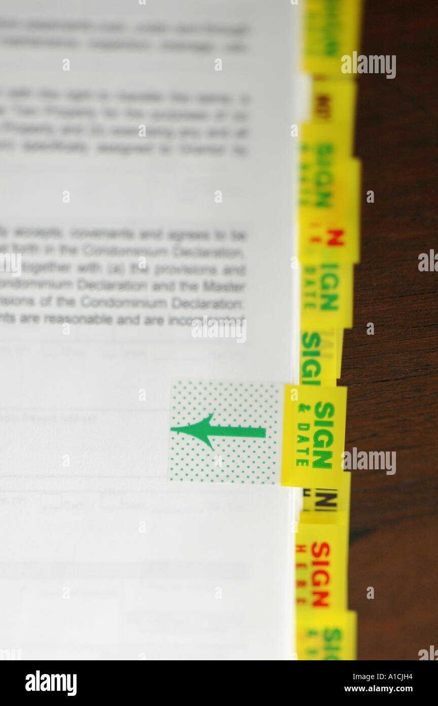 Realestate arrow hi-res stock photography and images - Alamy