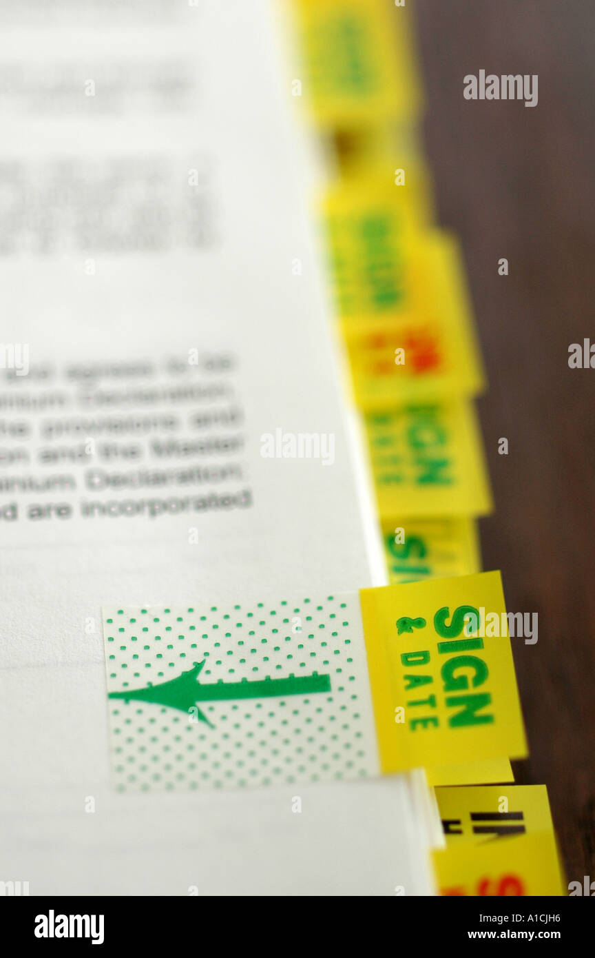 Realestate arrow hi-res stock photography and images - Alamy