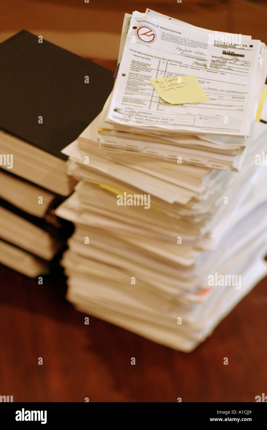 Signing claims hi-res stock photography and images - Alamy