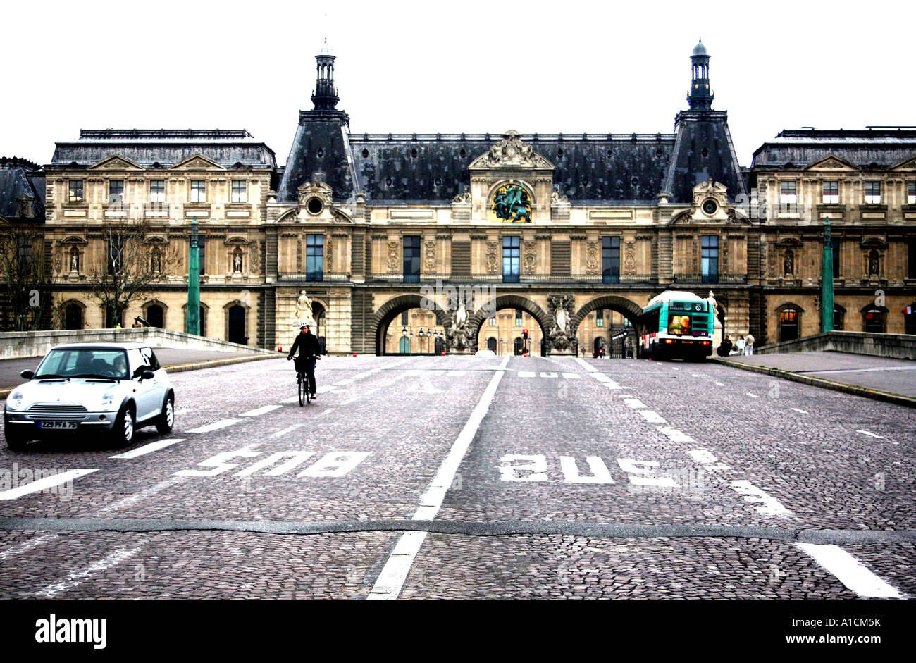 Mini louvre hi-res stock photography and images - Alamy