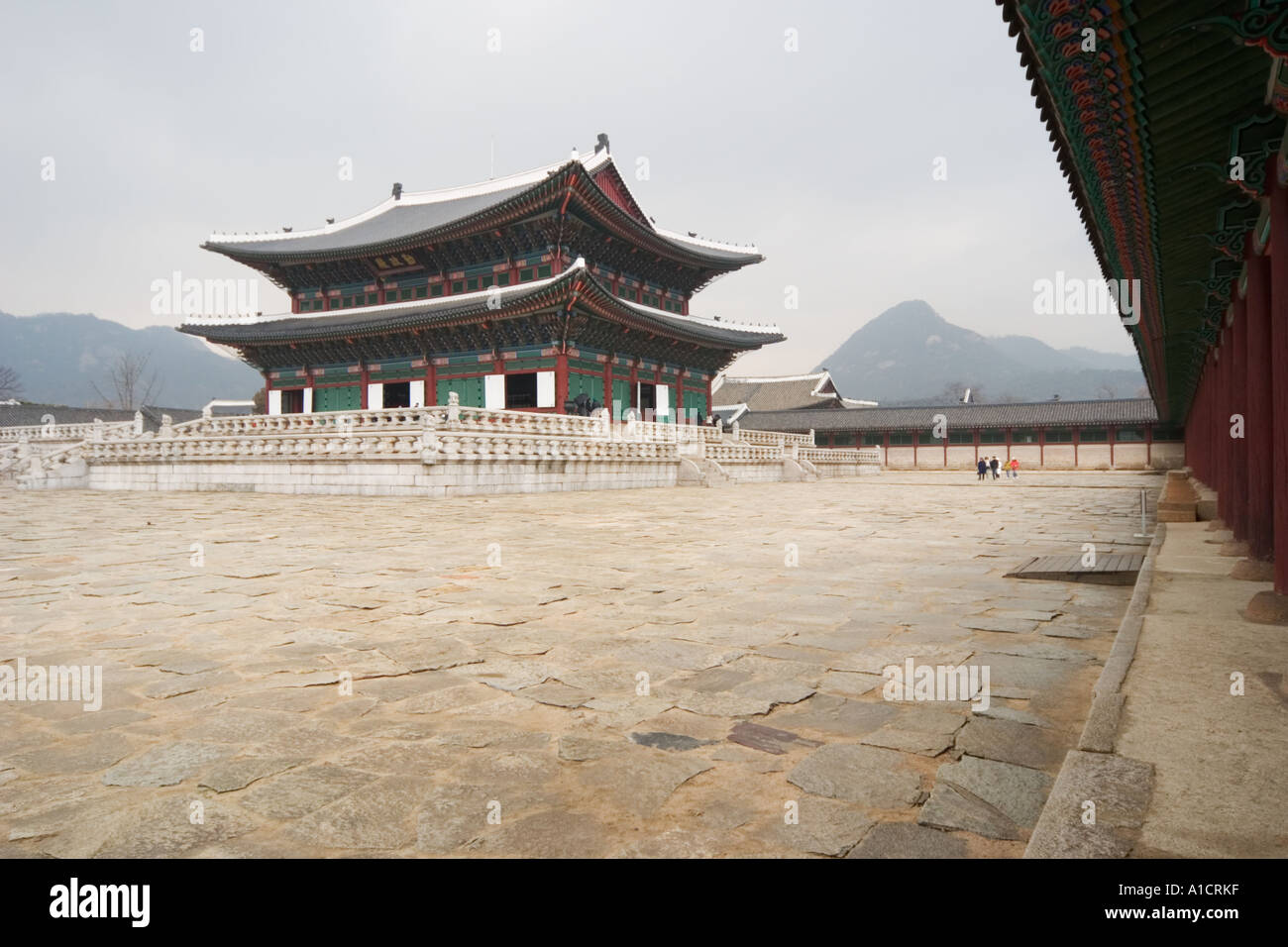 Gyeongbokgung Palace with Mount Bugaksan in the background Seoul South ...