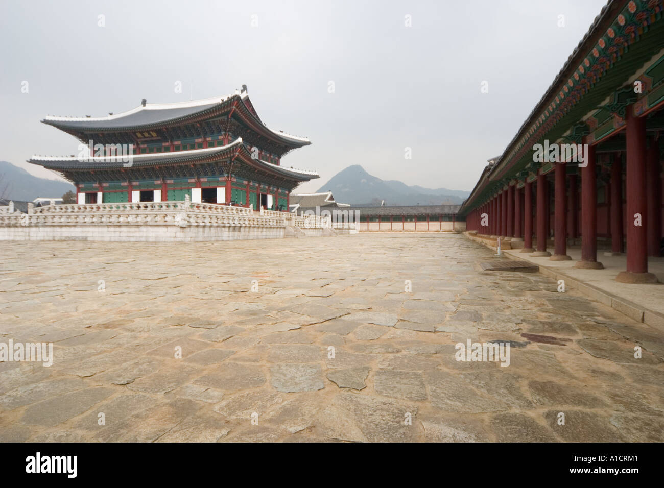 Gyeongbokgung Palace with Mount Bugaksan in the background Seoul South ...