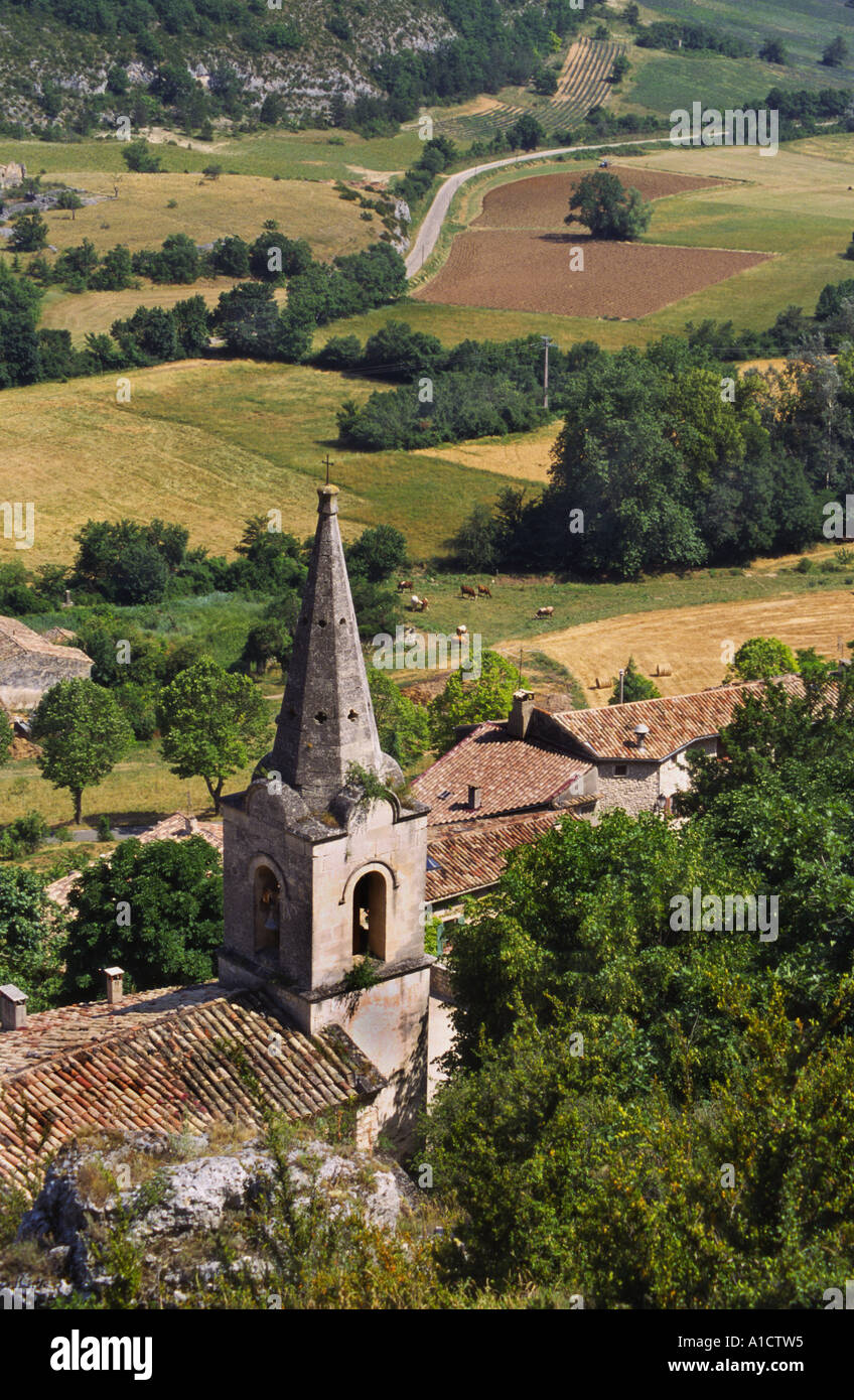 Monieux hi-res stock photography and images - Alamy