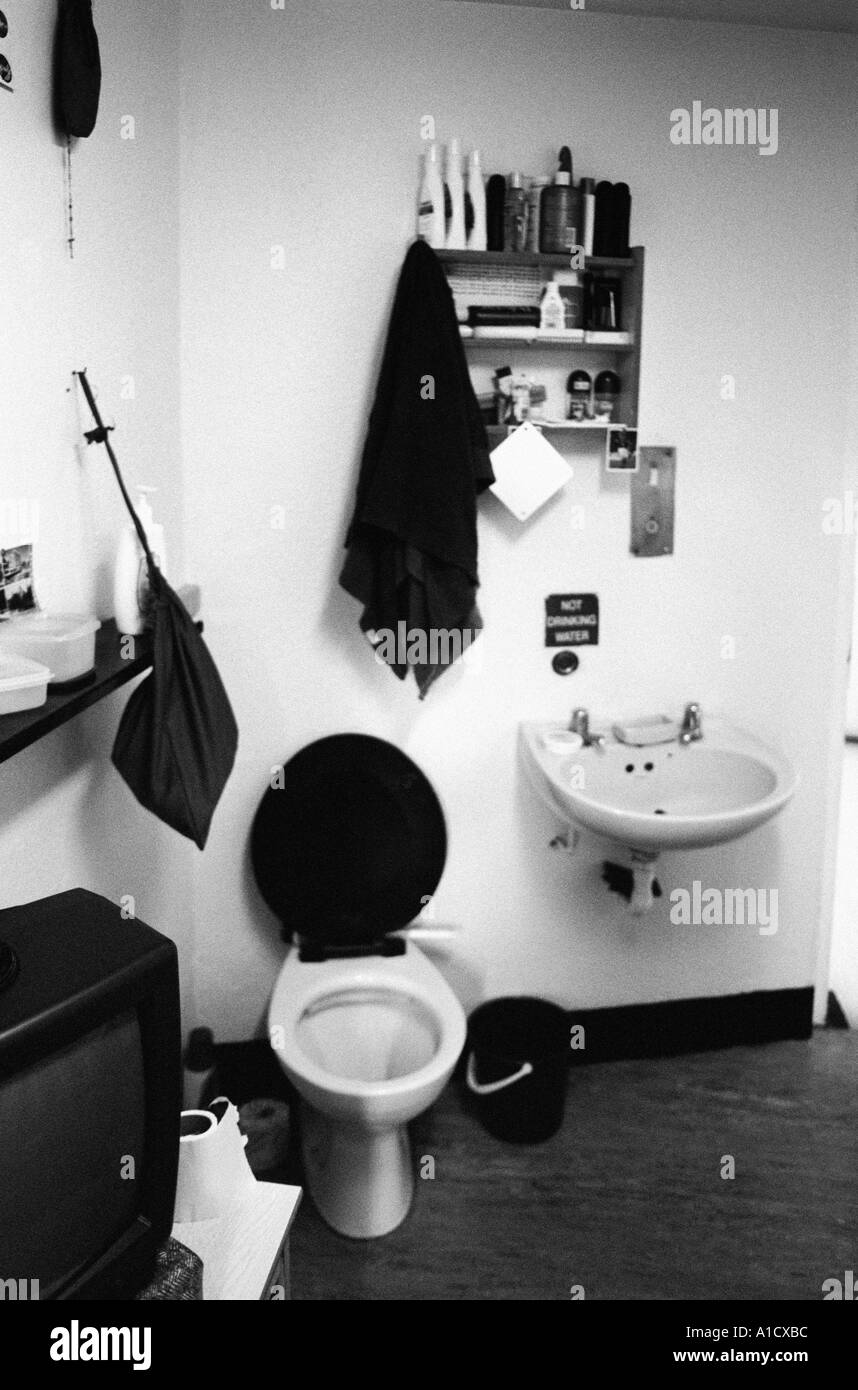 Prison warden uniform hi-res stock photography and images - Alamy