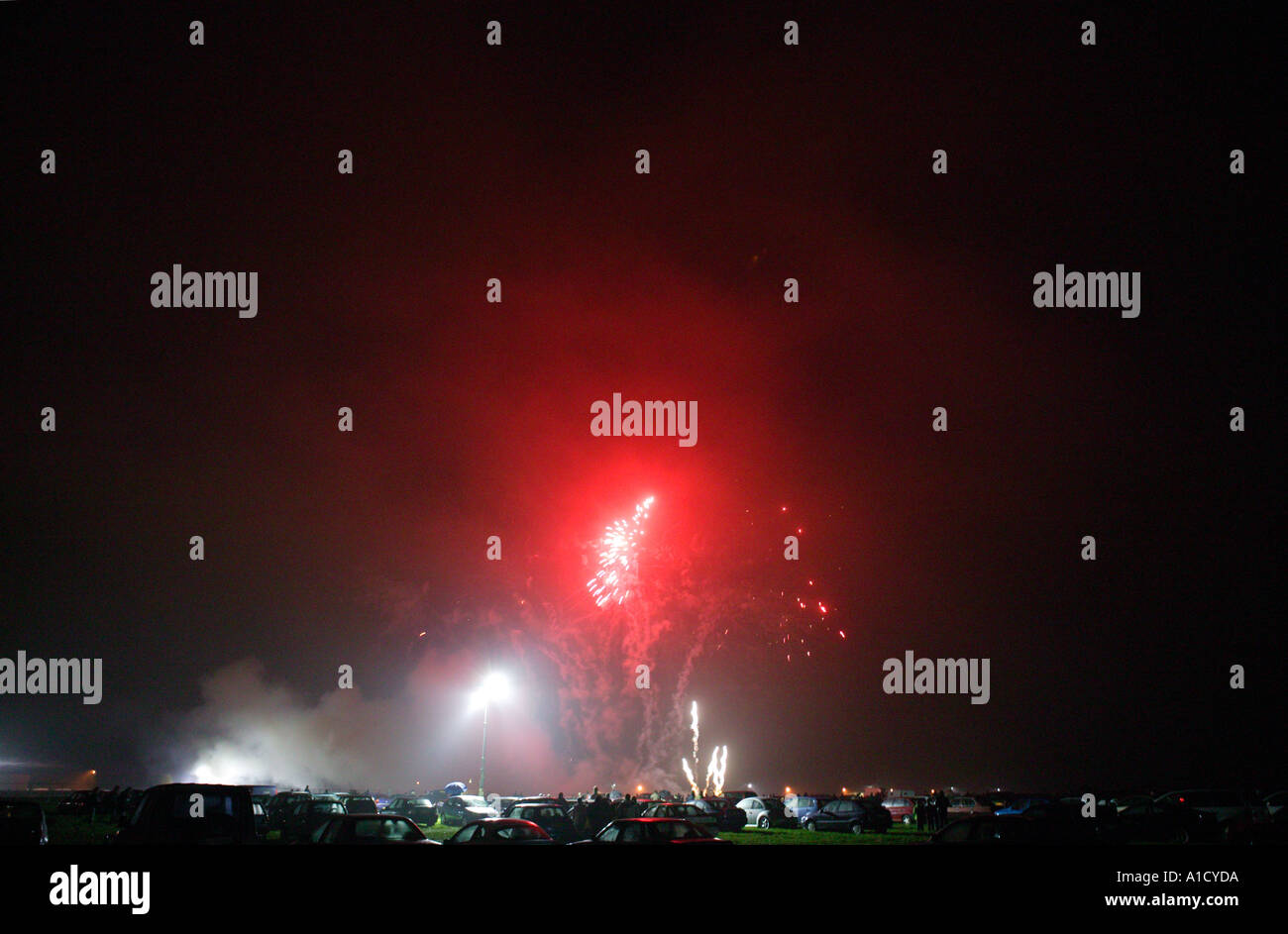 Large scale fireworks hi-res stock photography and images - Alamy